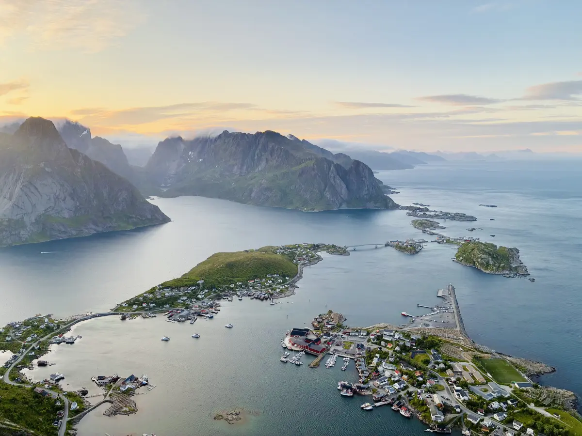 如何前往罗弗敦群岛完全攻略 | Lily & Roger